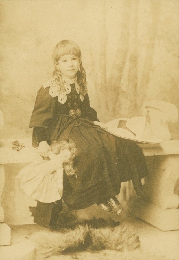 April and Poetry–Sara Teasdale – Teacups and Tyrants-Adele Fasick looks ...